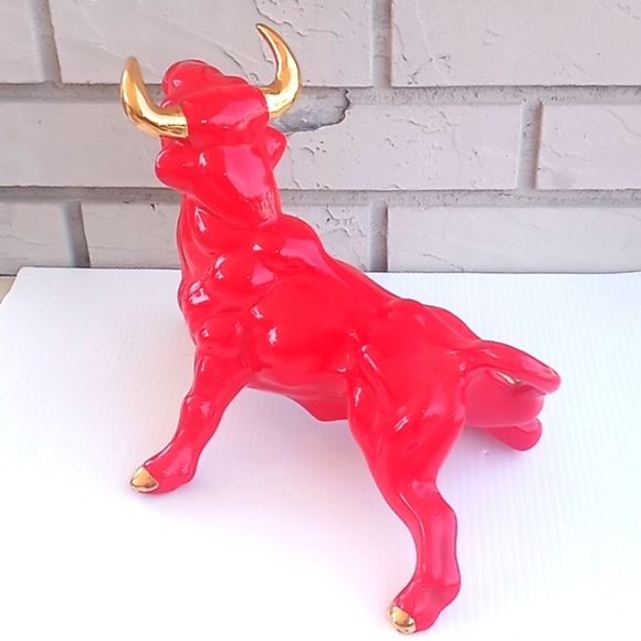 Vintage | Accents | Vintage Ceramic Bull Statue Vintage Taurus Figurine ...